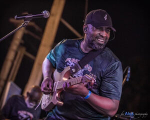 Dexter O’Neal and The Funk Yard Band