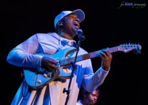 Dexter O’Neal and The Funk Yard Band